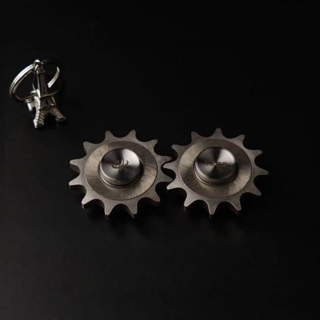 Large Single Gear Metal Fidget Spinner | Tablet Phone Case